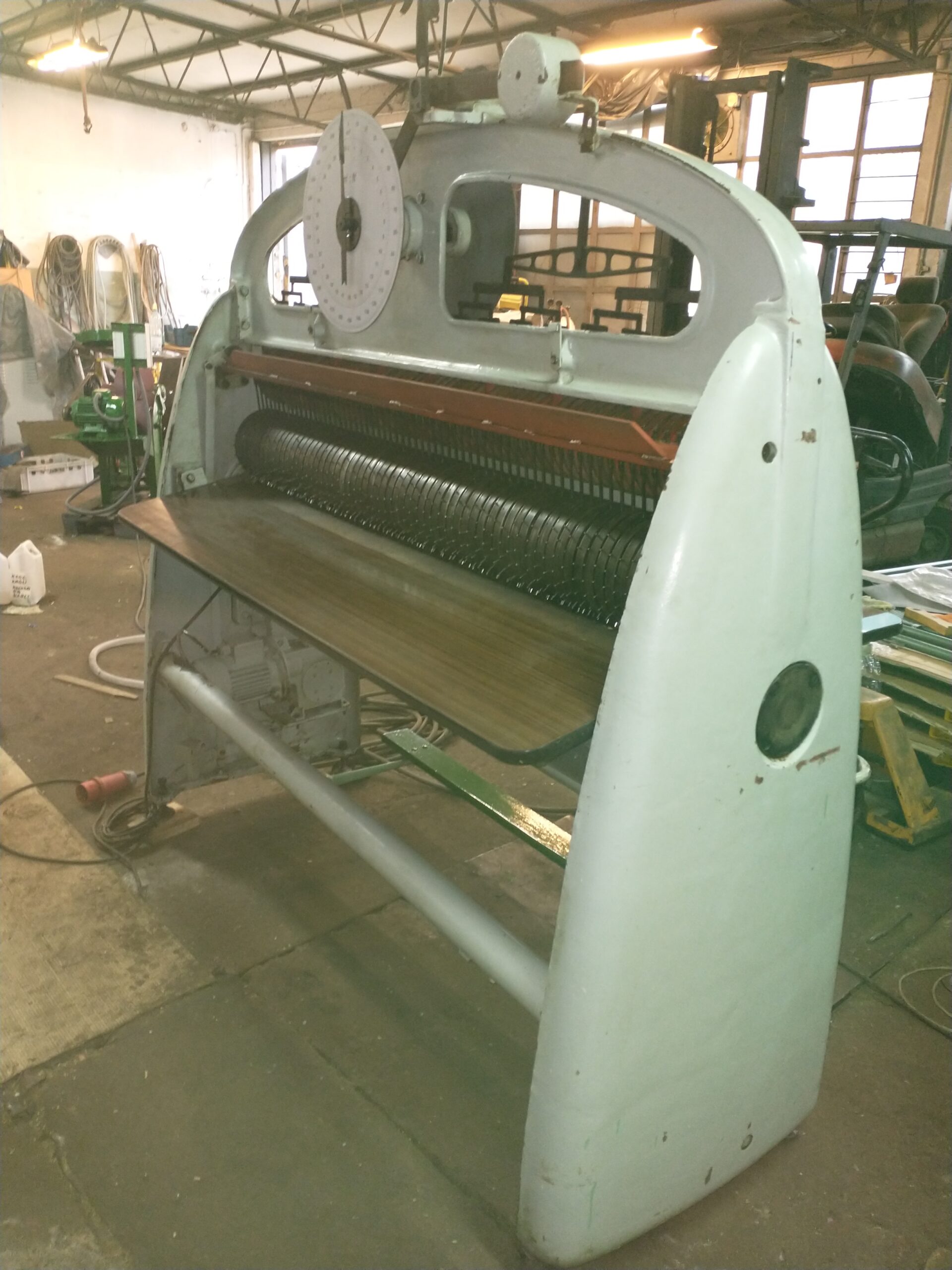 Svit Measuring machine – Mafar Tannery Machines Market